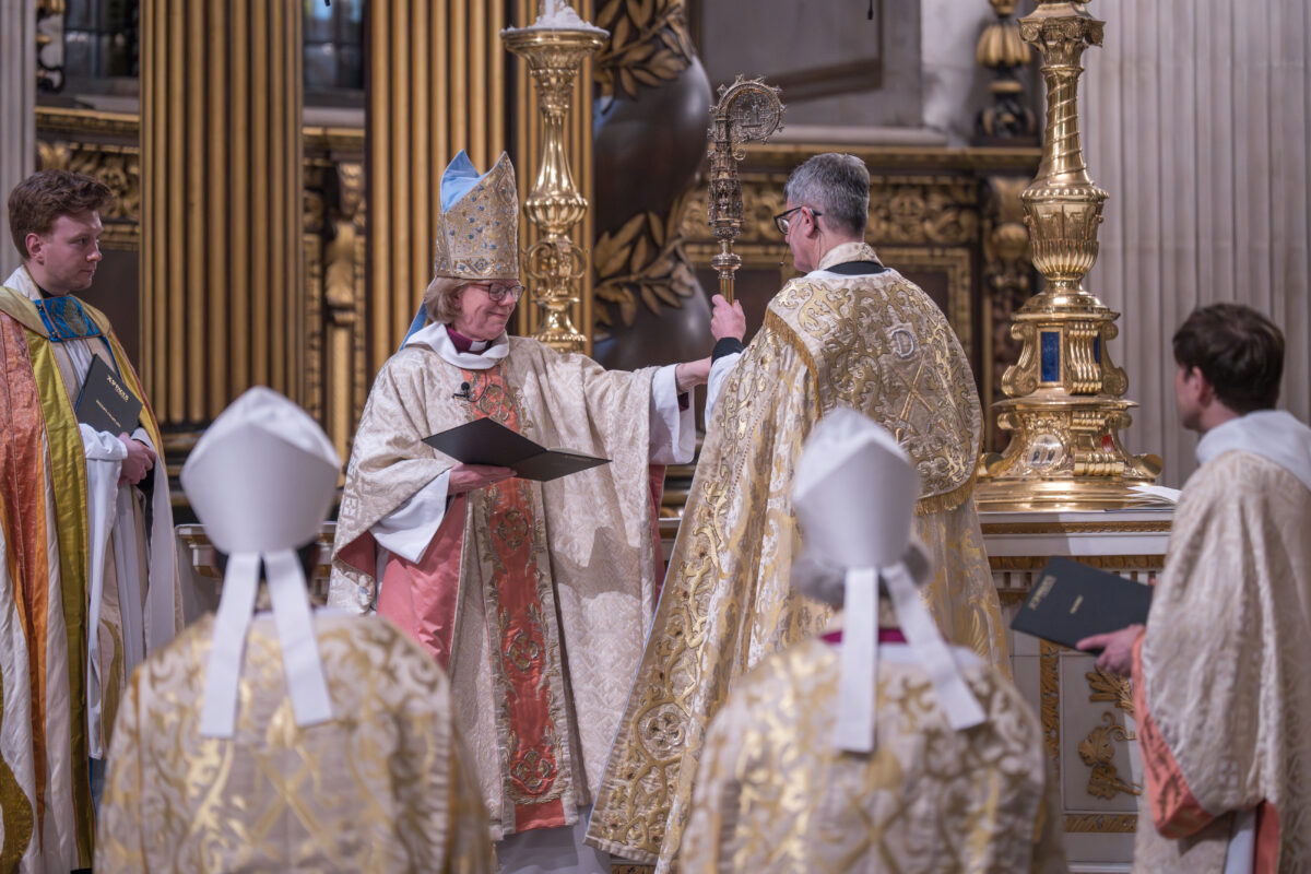 Bishop Sarah bids farewell to the Diocese of London after eight years ...